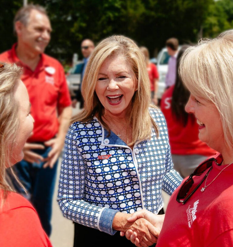 10+ Best Marsha Blackburn Hair - Women Hairstyles & Haircuts 2025